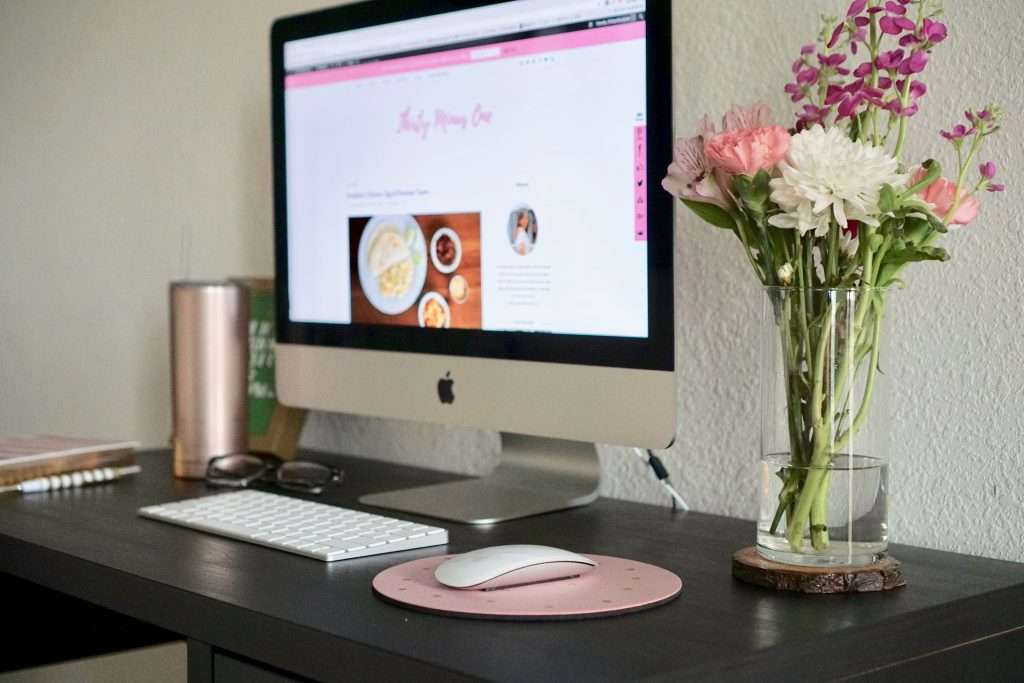 How to set up a Workspace at Home – Thirty Minus One